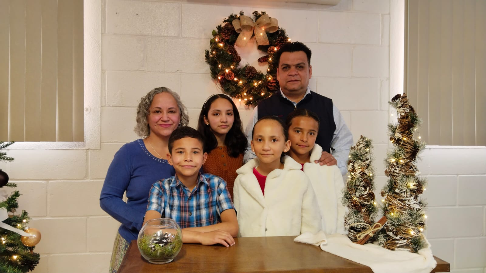 Estrada, Leonel and Julieta - Missions Door