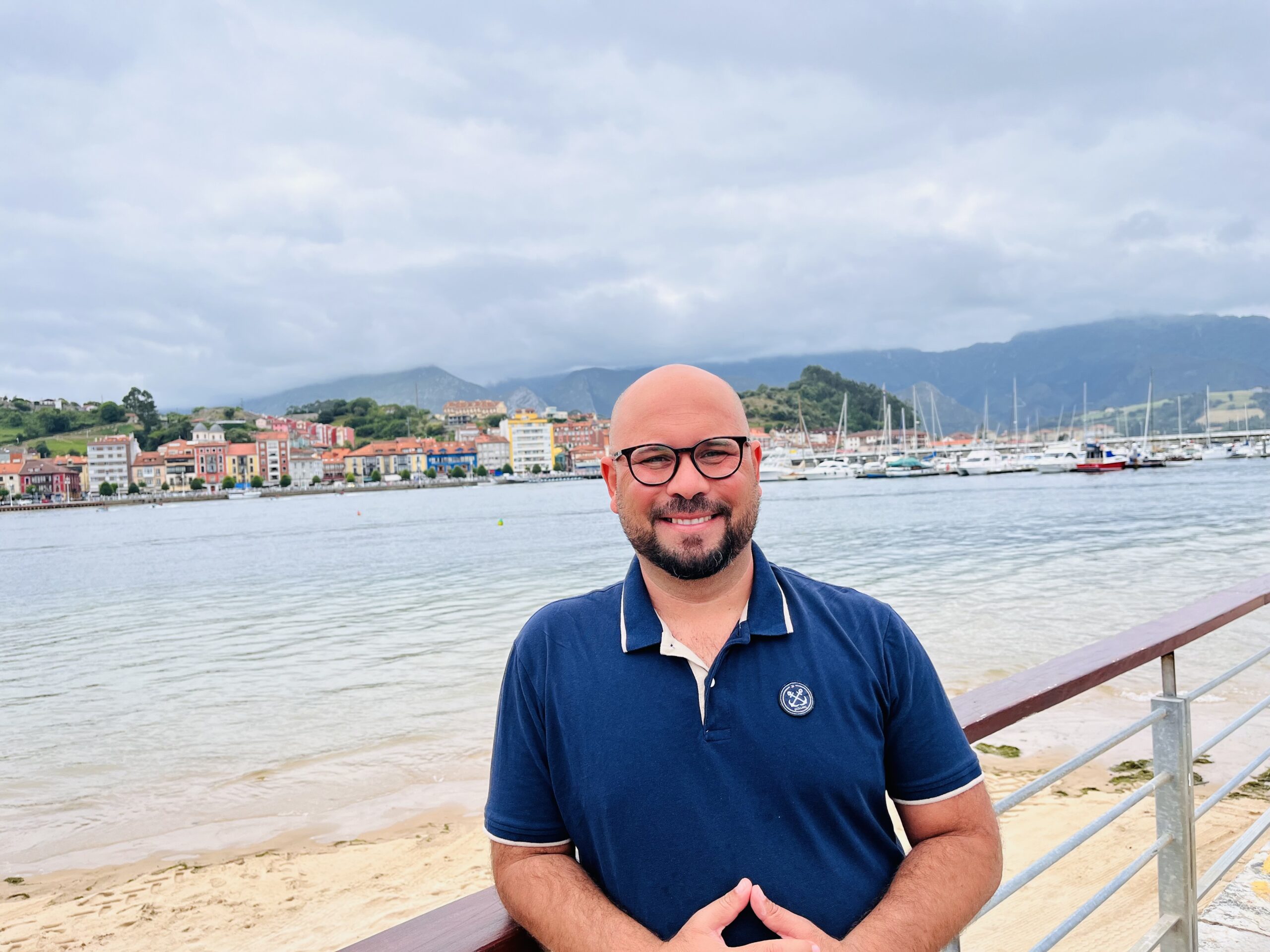 Marcos Cespedes - Missions Door