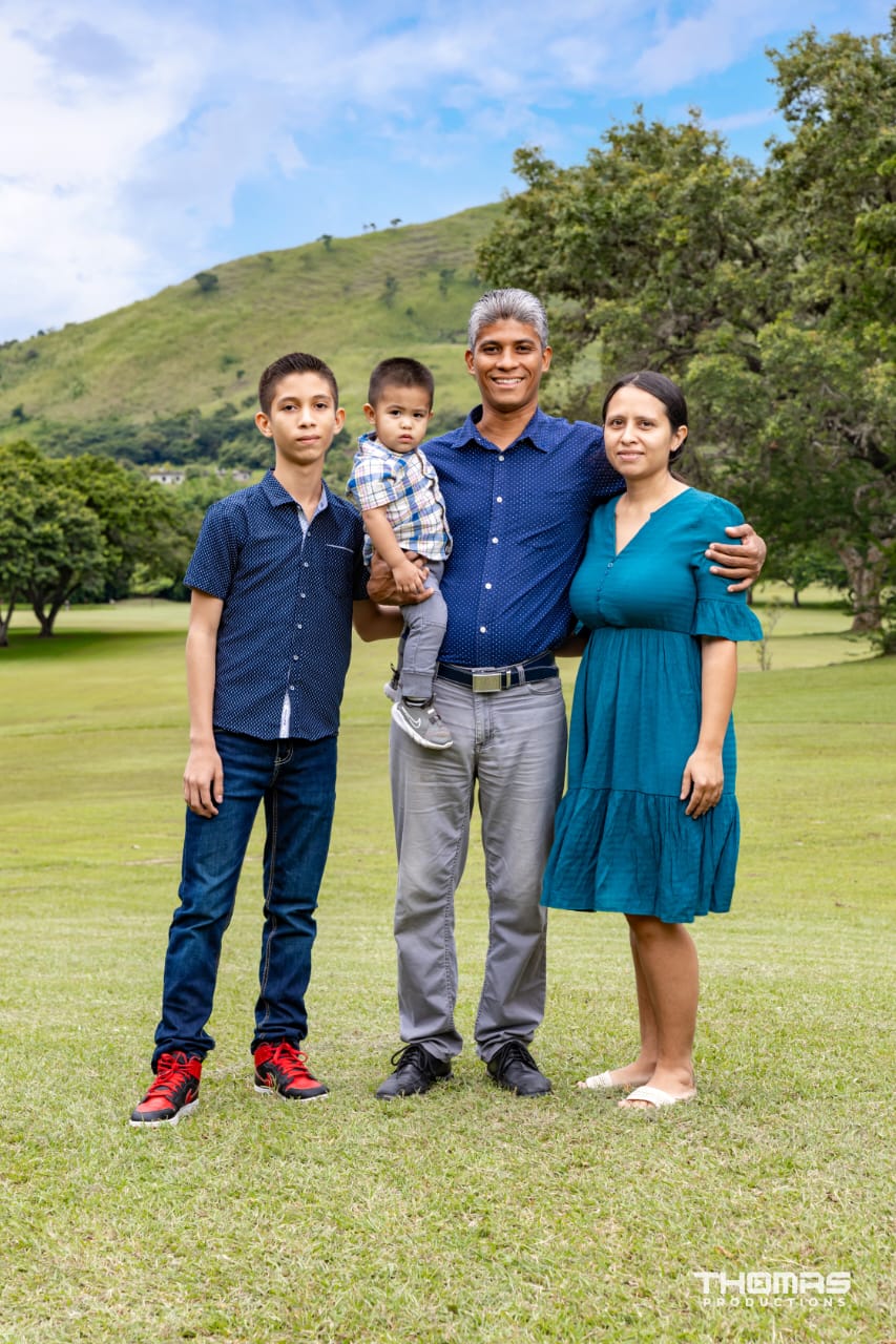 Vega, Samuel - Missions Door